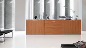 Contenitori a colonna con anta in acciaio | IDFdesign