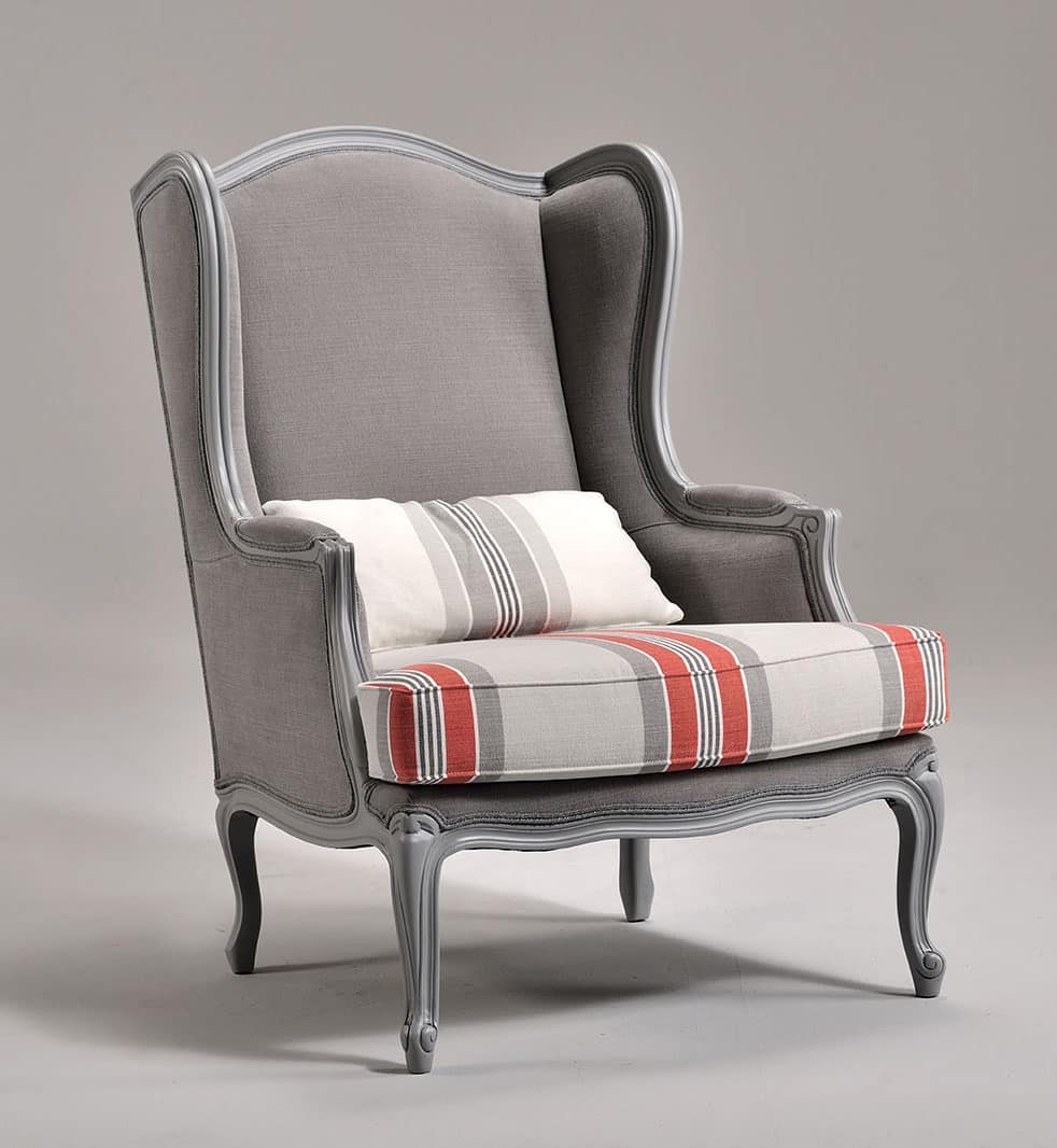 Poltrona di grande impatto, in legno decorato, per salotto | IDFdesign