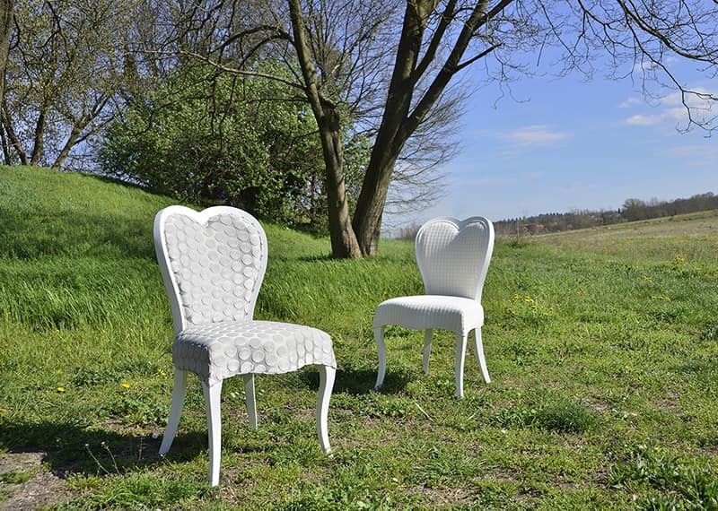 Sedia classica in faggio, schienale a forma di cuore | IDFdesign